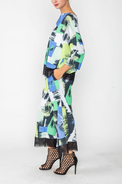 Green Bottom Mesh Layered and Back Button Point Boxy Top – IC Collection