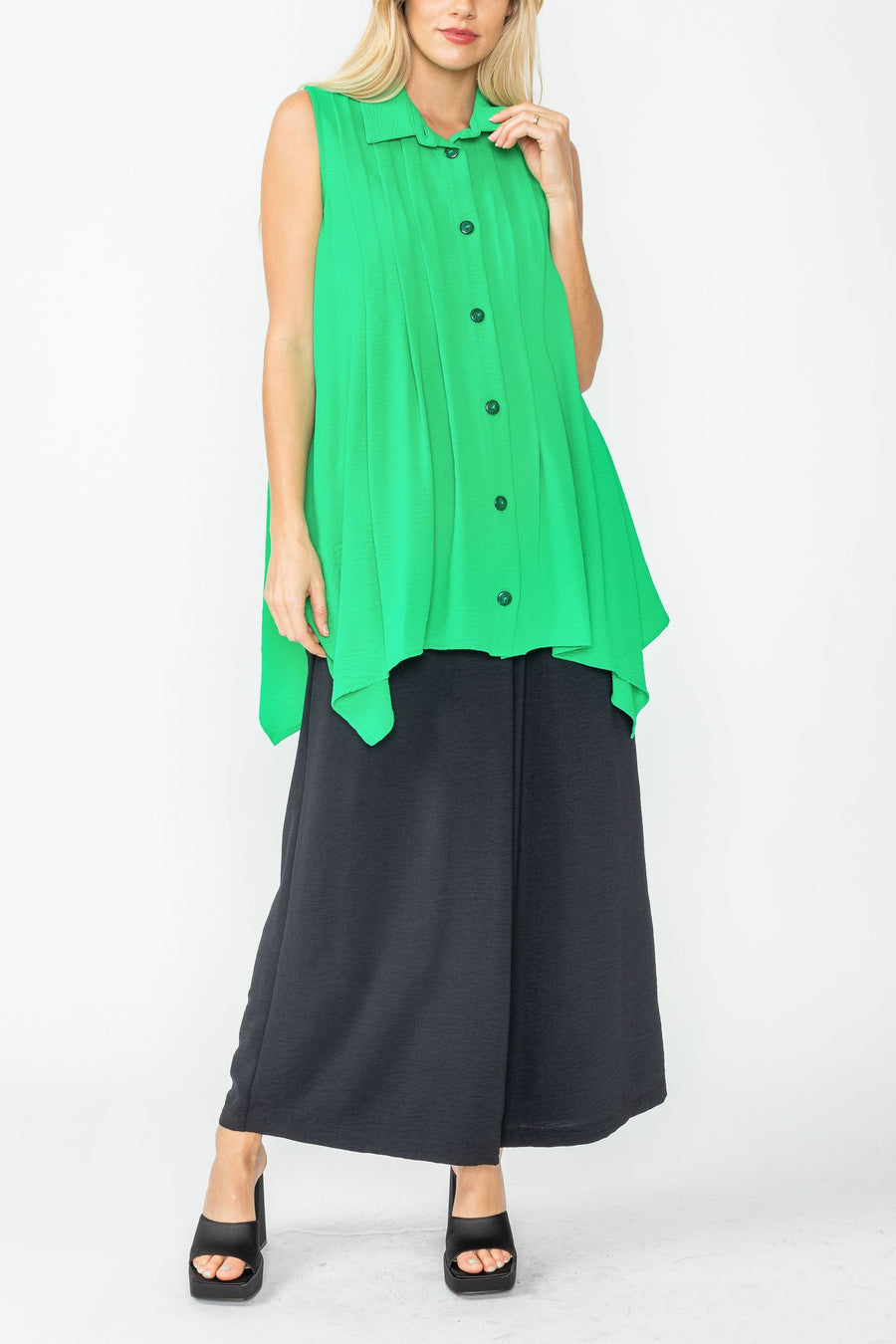 Women's Tops: All the Latest Styles & Trends | IC Collection