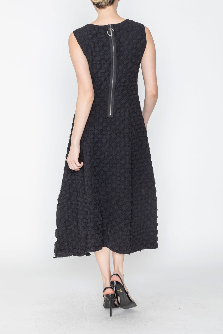 Dresses: Sleeveless, Short Sleeves & Long Sleeves | IC Collection